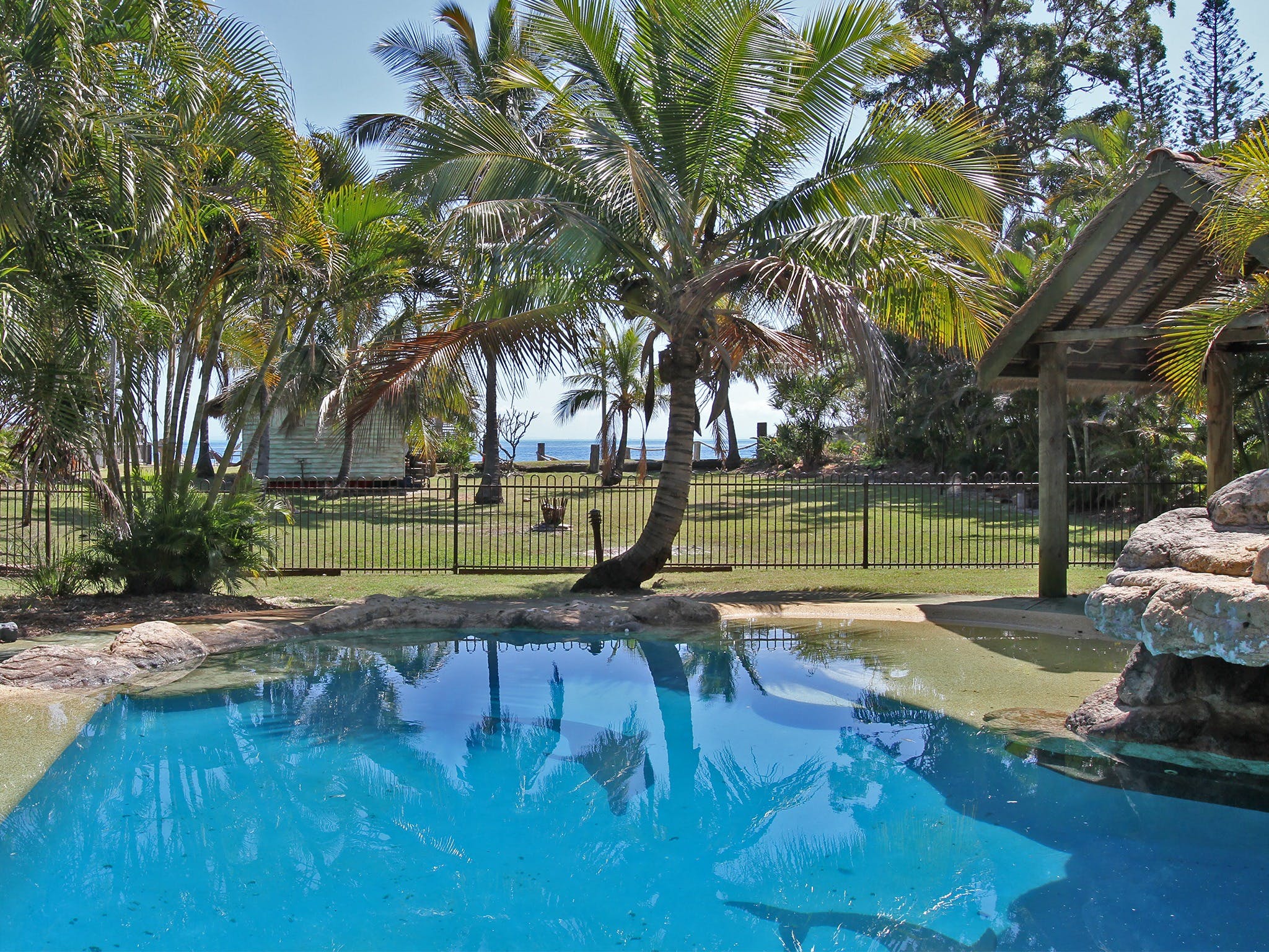 Belles on Ballow – Kookaburra Lodge | North Stradbroke Island