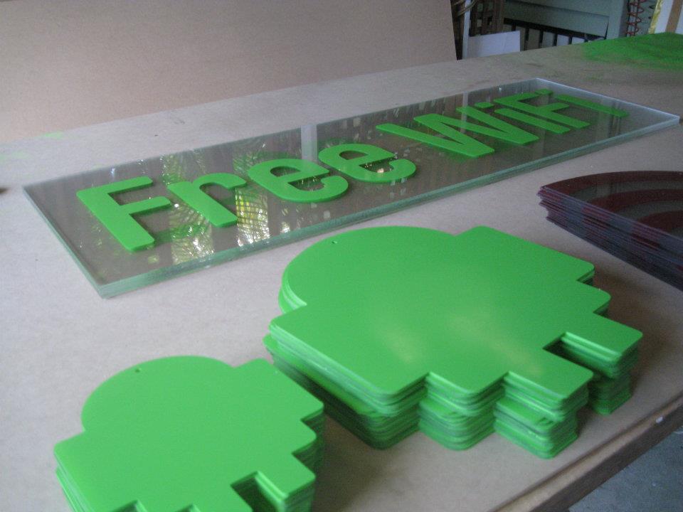 Straddie Signs | North Stradbroke Island