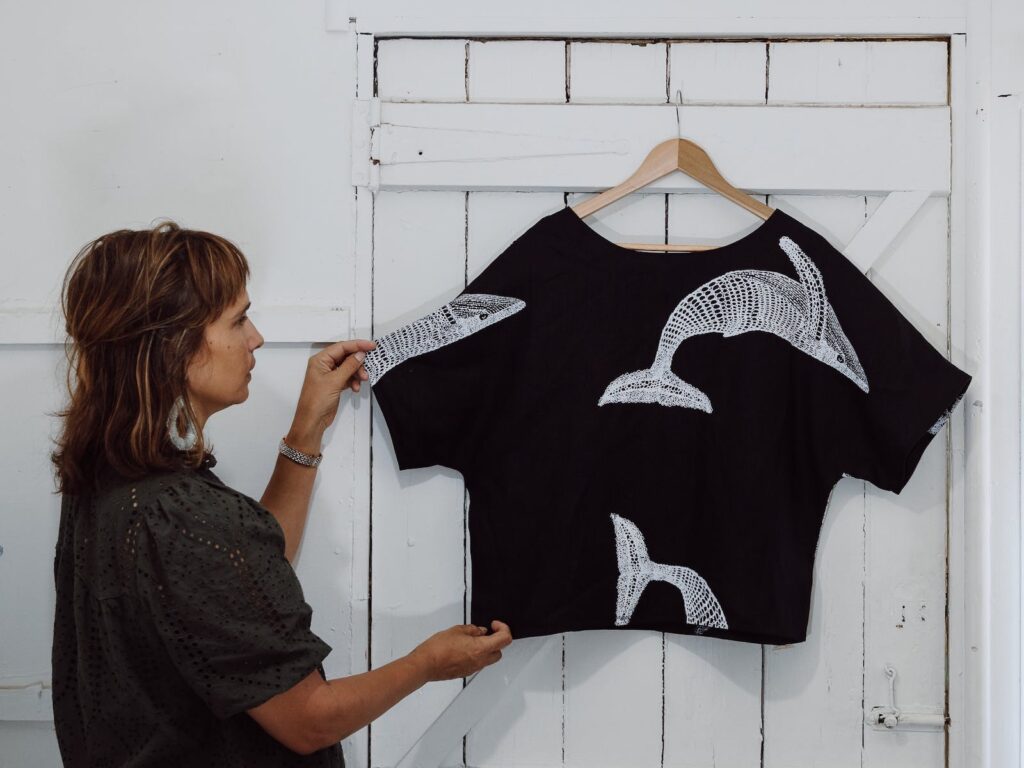 Delvene Cockatoo-Collins Art | North Stradbroke Island